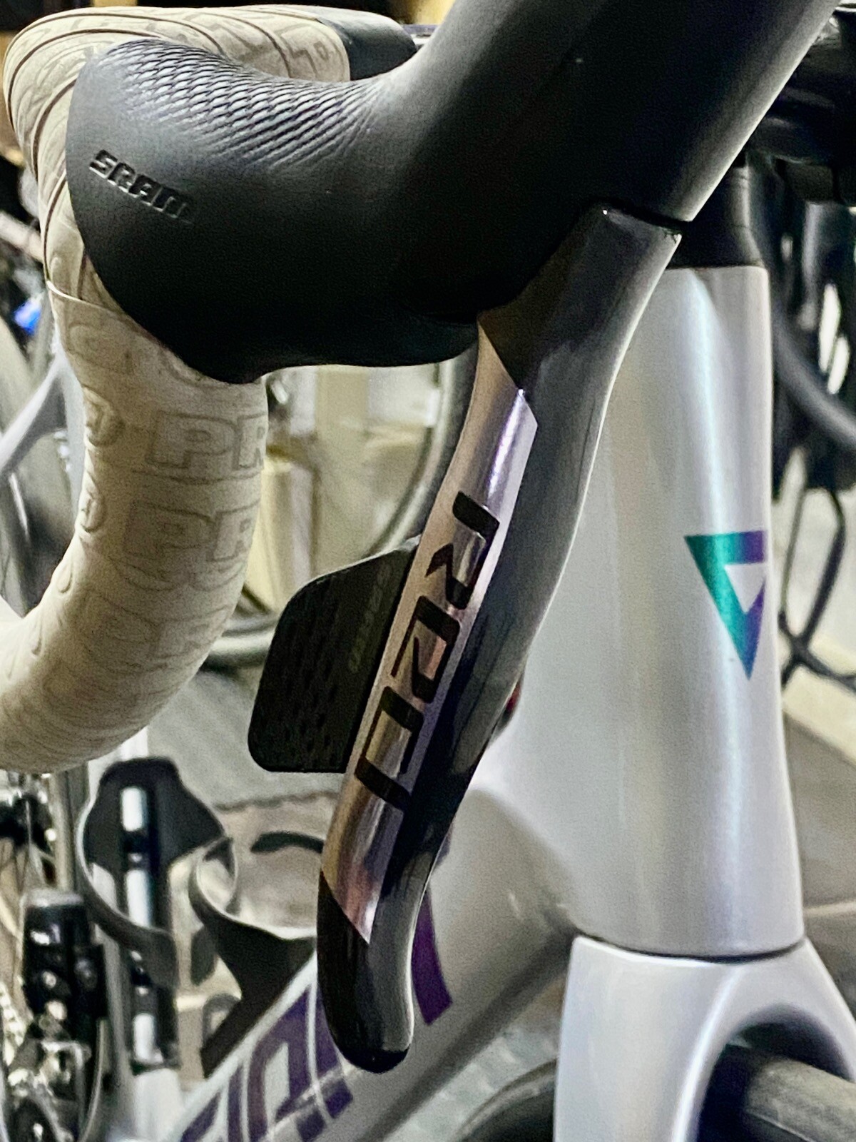SRAM RED AXS 12 Speed Shifters | Shifters | Bike Hub