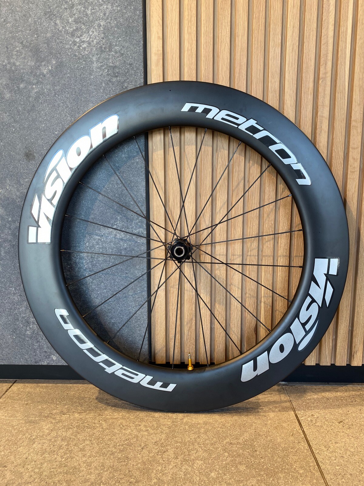 Vision Metron 81 front wheel (disc) | Road Bike Wheels | Bike Hub