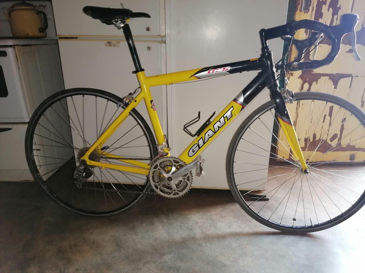 Selling Giant Three OCR | Road Bikes | Bike Hub