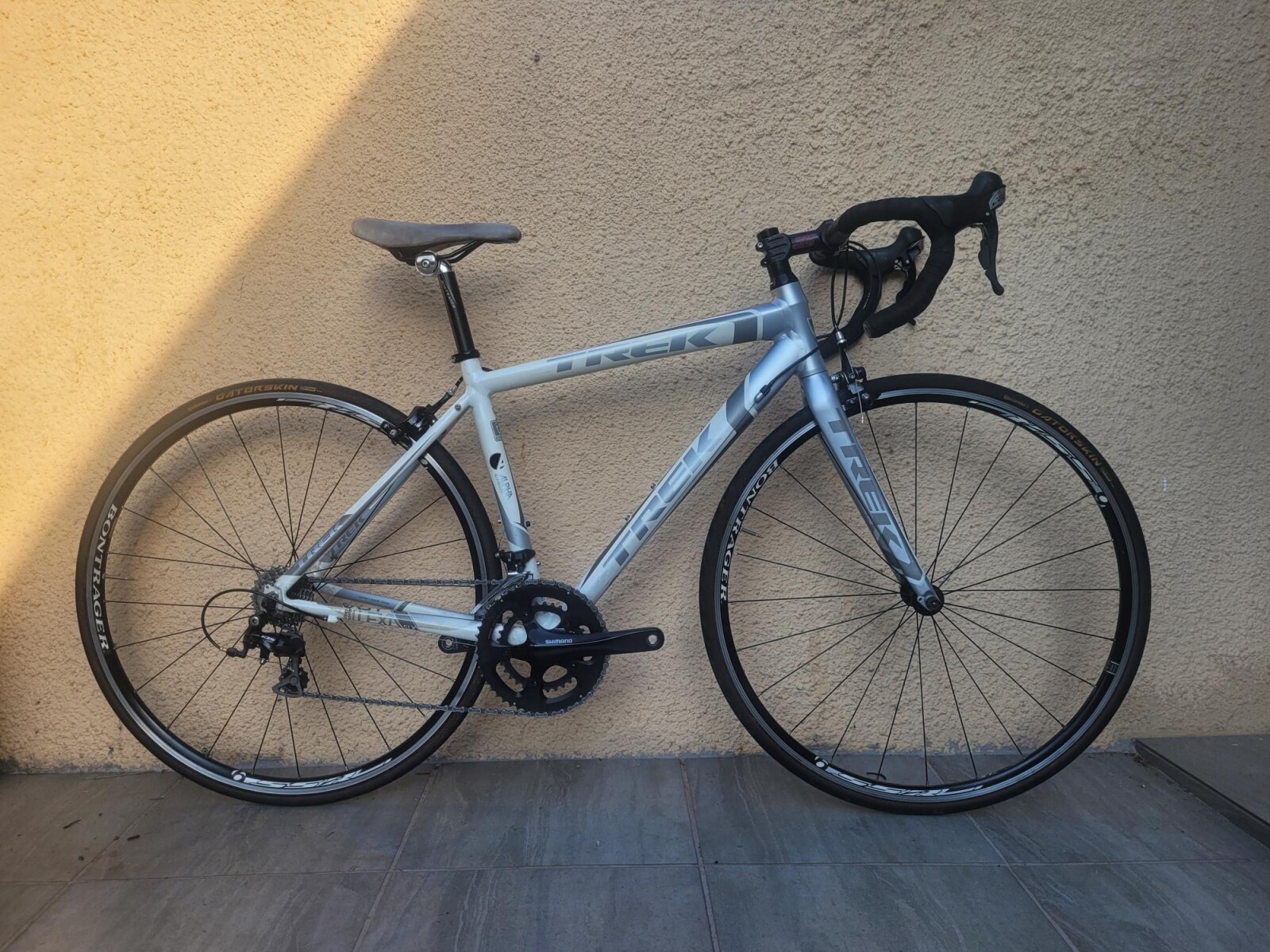 Trek Alpha Lexa SLX - 10 Speed | Road Bikes | Bike Hub