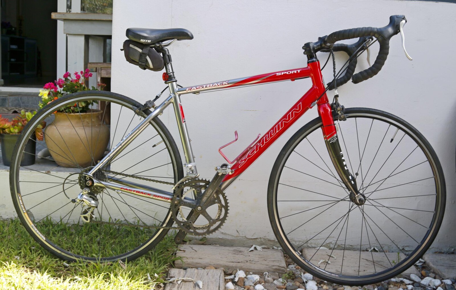 Schwinn Fastback Road Bike | Road Bikes | Bike Hub