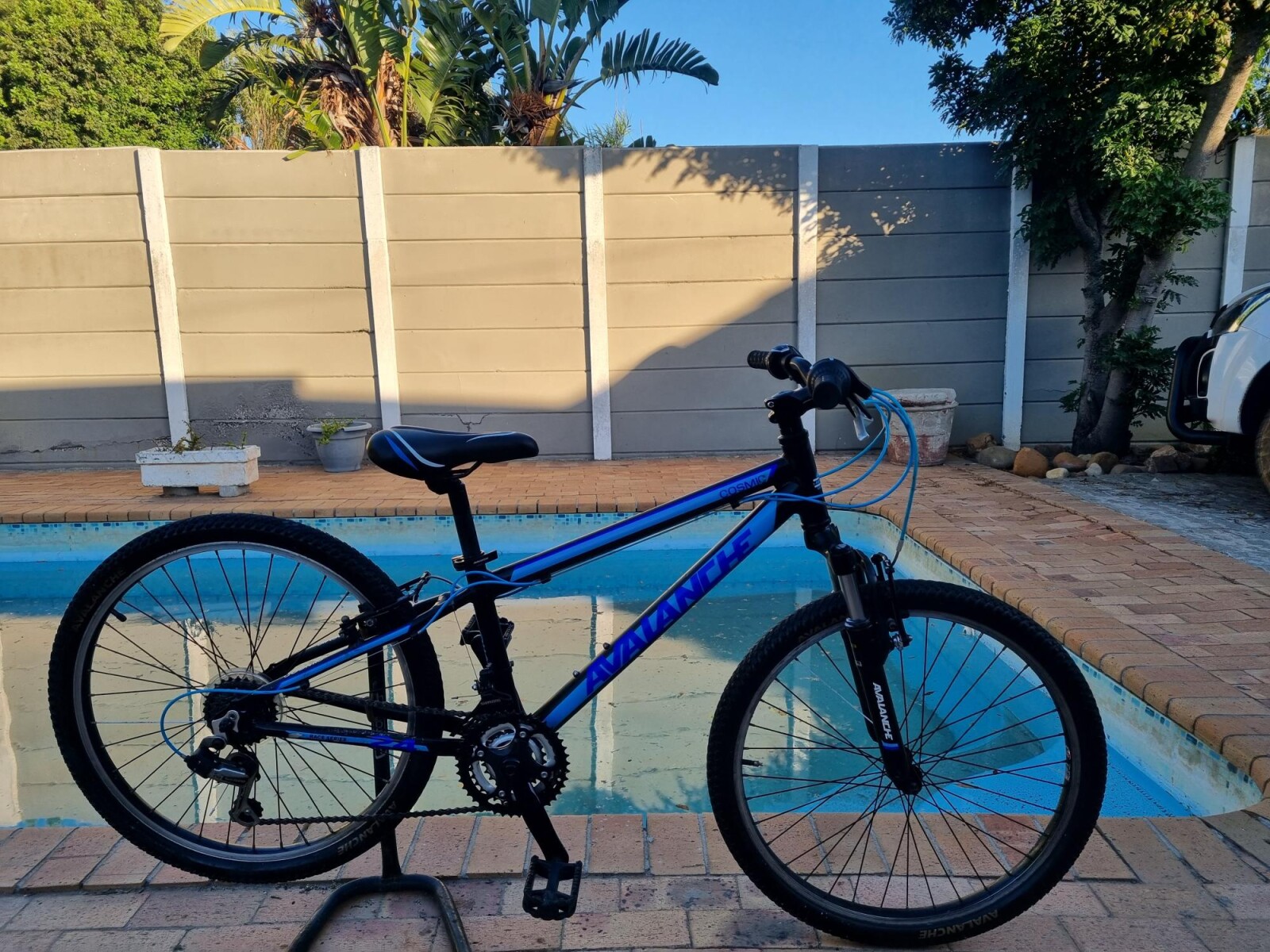 Avalanche Cosmic 24 | Kids Bikes | Bike Hub