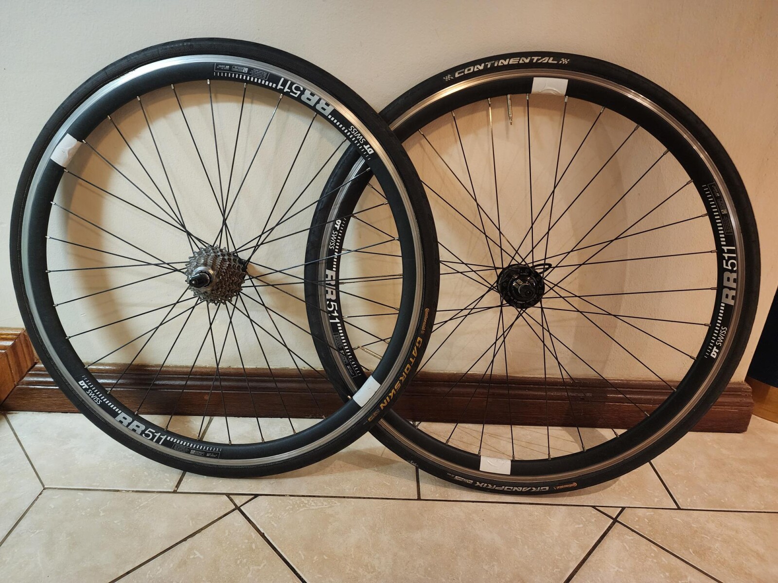 DT Swiss RR511/SON Dynamo wheels (IQ-X option) | Road Bike Wheels ...