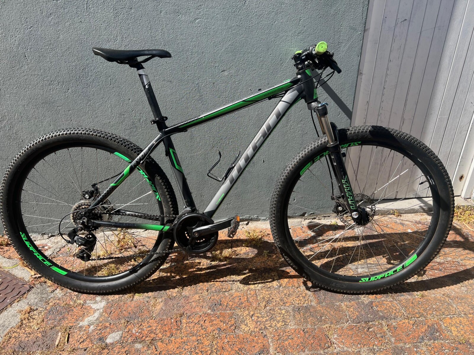 Titan Ryde Medium 29er | Hardtail Mountain Bikes | Bike Hub