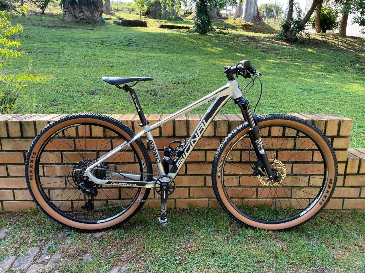 Signal S920 Small | Hardtail Mountain Bikes | Bike Hub