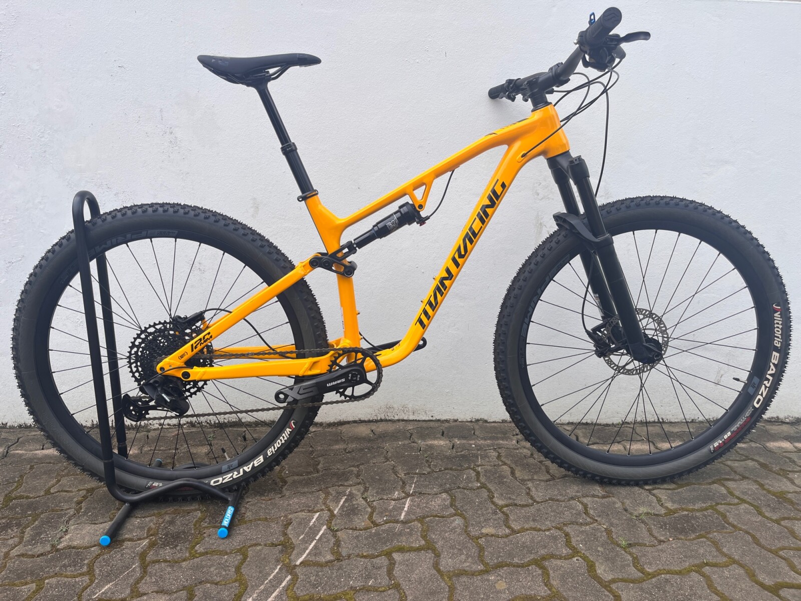 TITAN RACING CYPHER DC DASH | Dual Suspension Mountain Bikes | Bike Hub