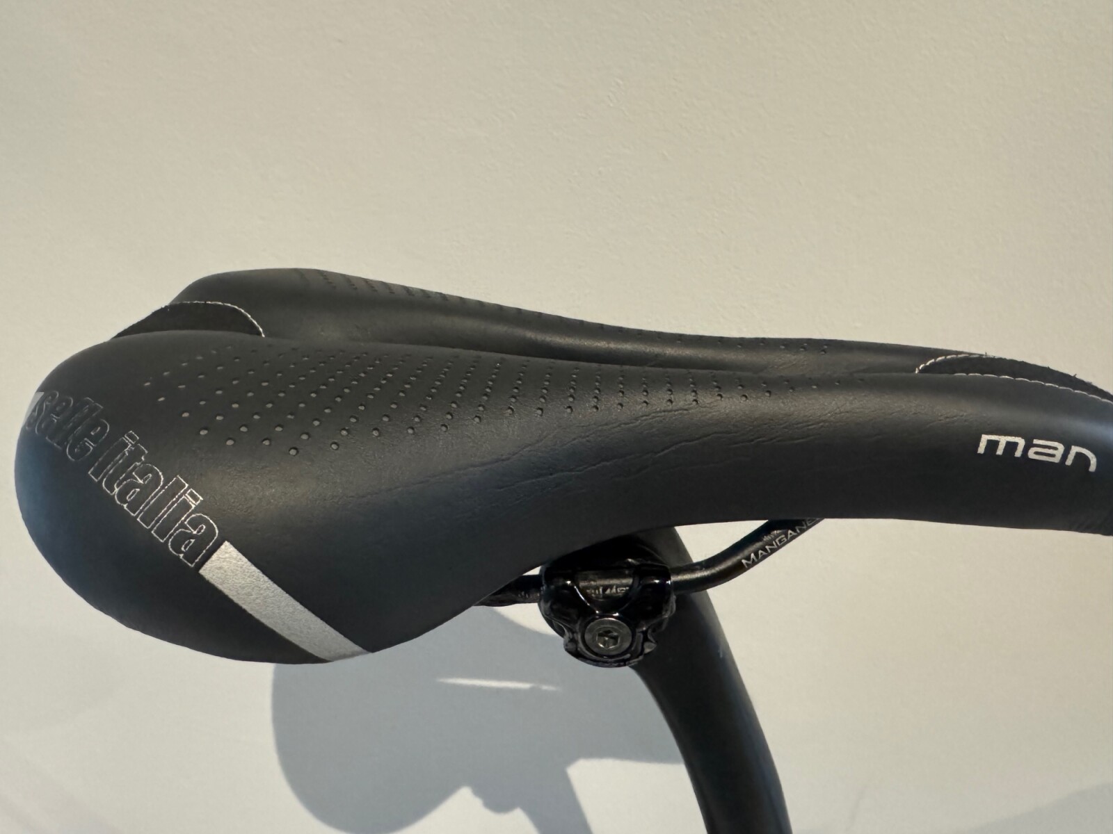 Selle italia saddle | Saddles | Bike Hub