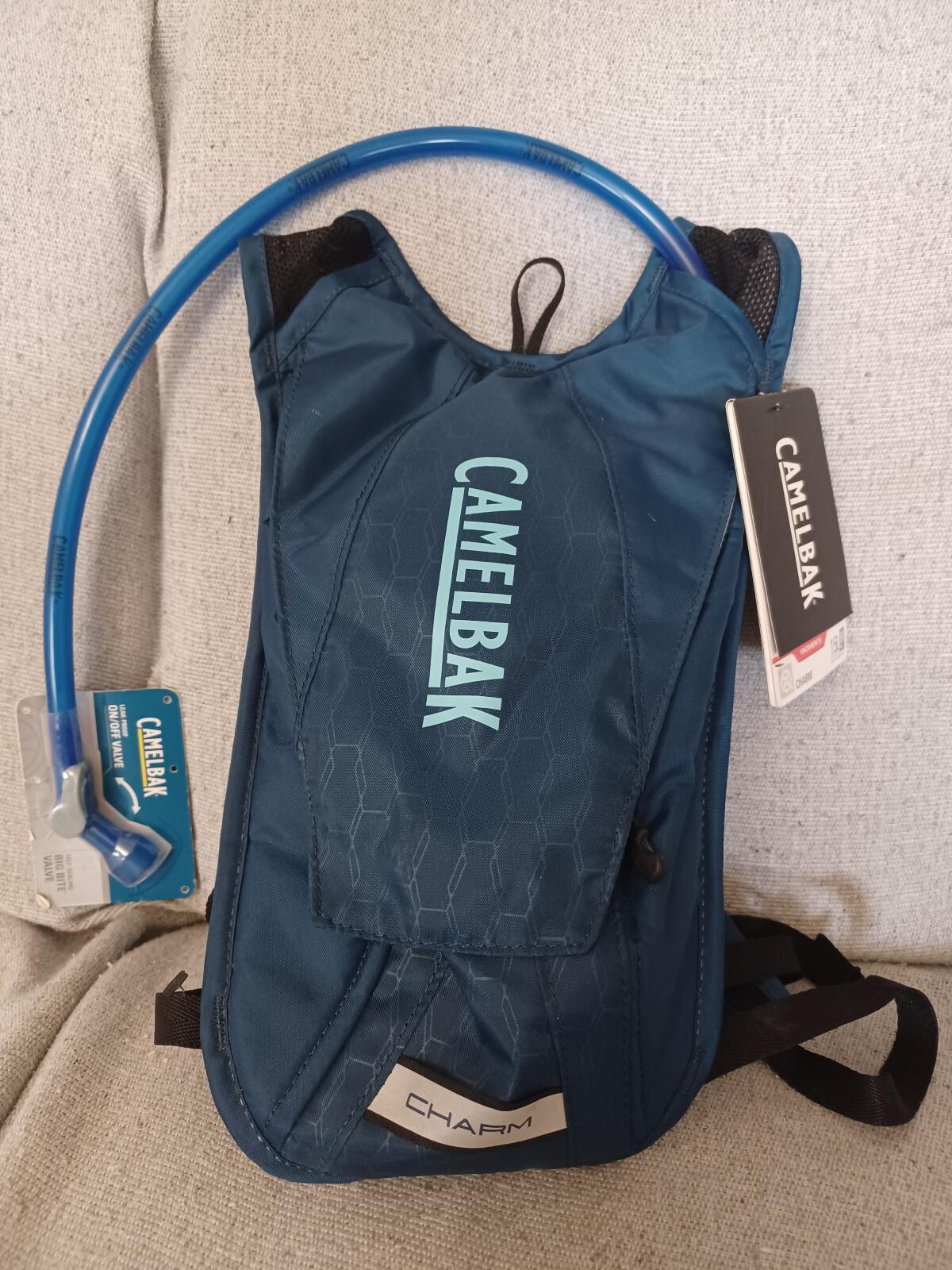 Camelback Plush ladies 1.5 L hydration pack | Hydration Packs | Bike Hub