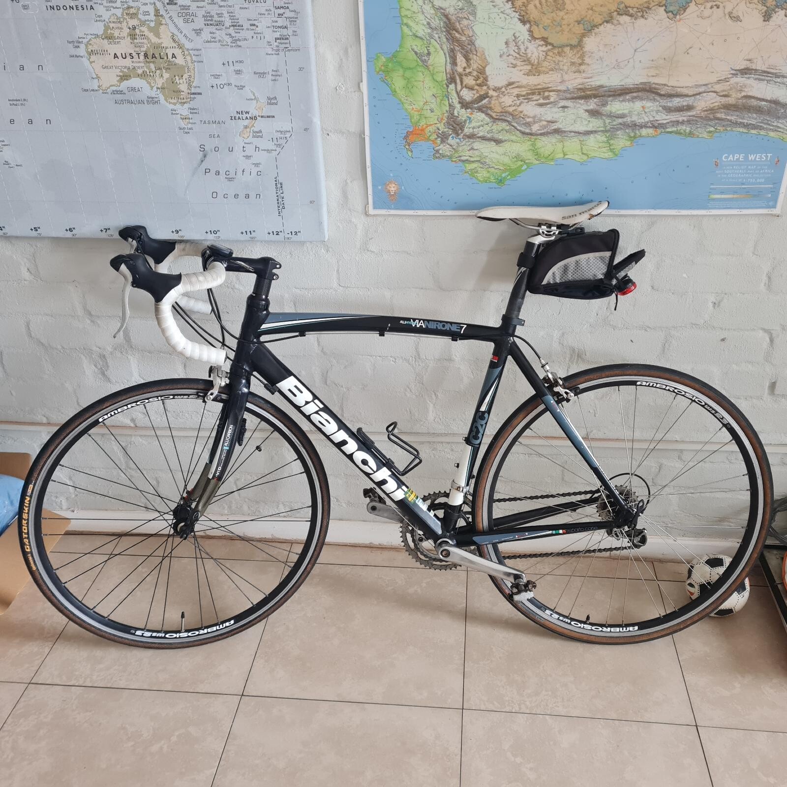 Bianchi C2C 7 Alu Hydro 57cm Road bike | Road Bikes | Bike Hub