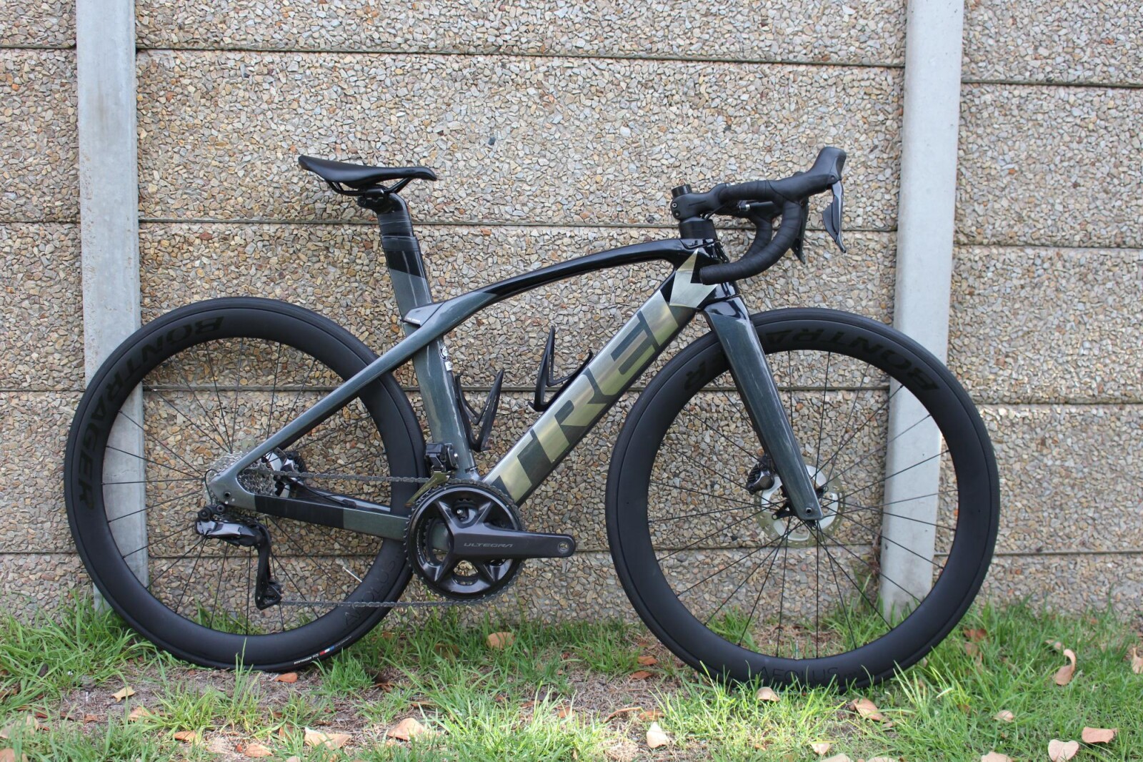 Madone SLR 7 Gen 6 (50) - 12SPD D12 | Road Bikes | Bike Hub