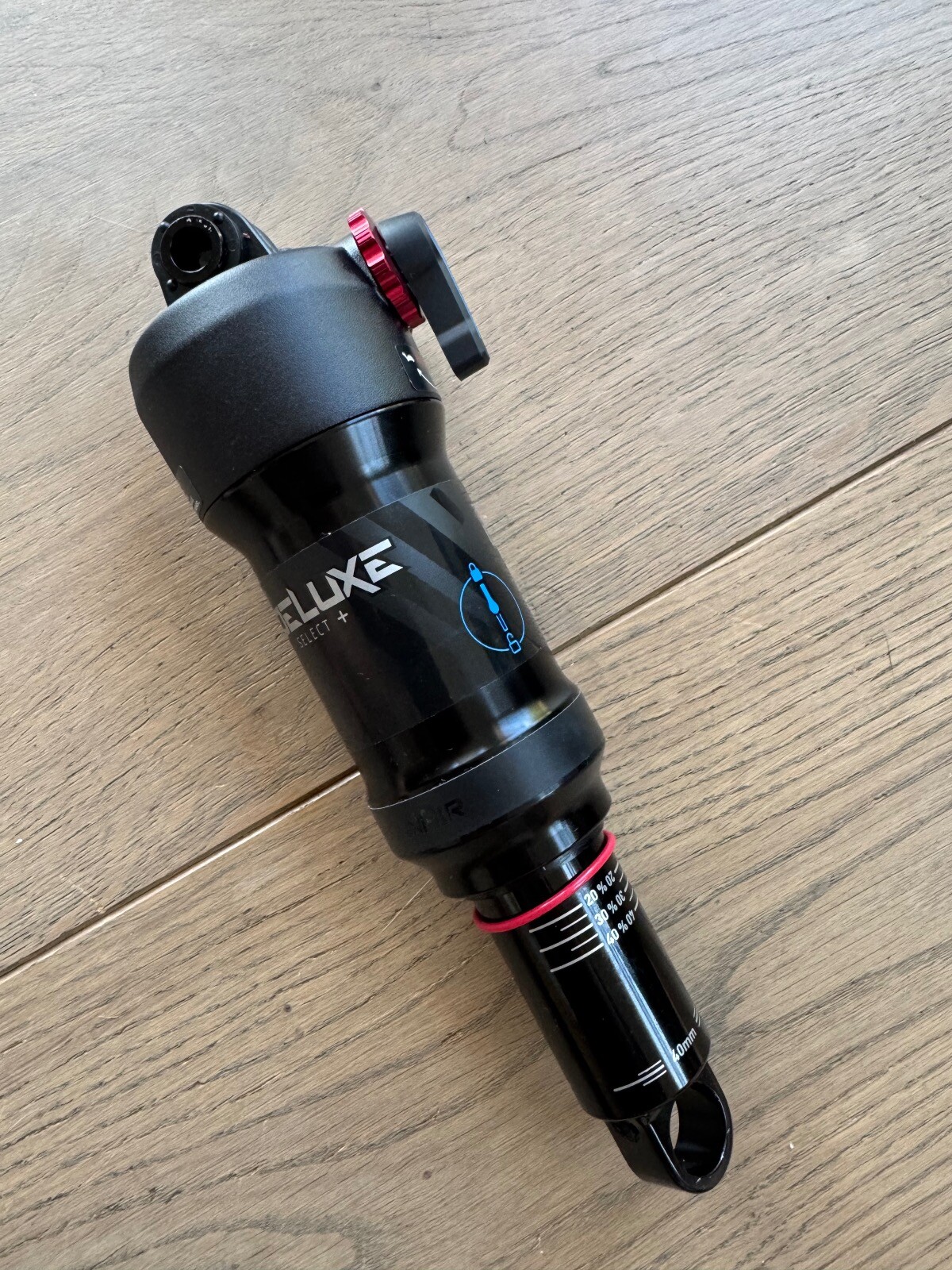 RockShox Deluxe Select + | Rear Shocks | Bike Hub
