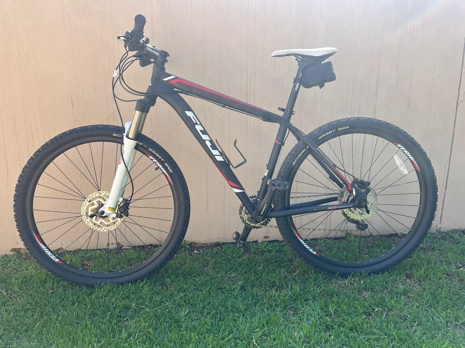 Fuji Nevada Mountain Bike | Hardtail Mountain Bikes | Bike Hub