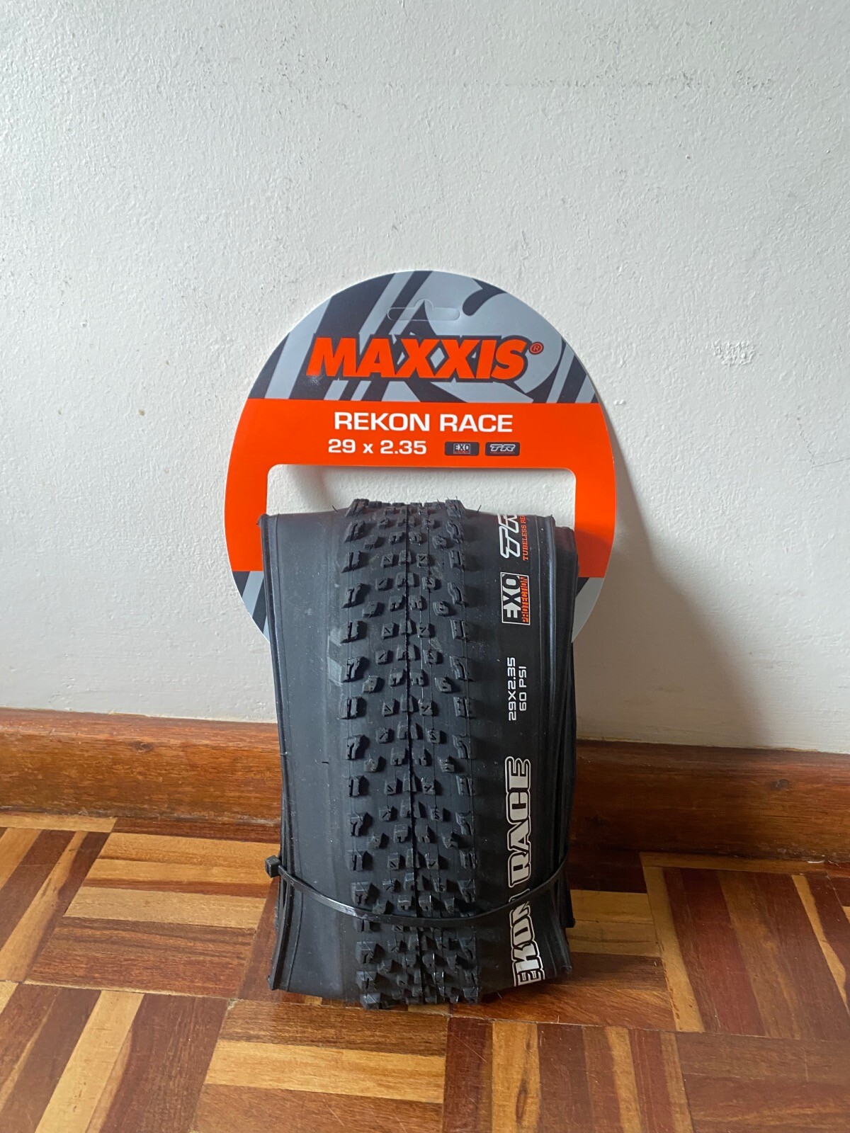 Maxxis Recon race MTB Tyres | Mountain Bike Tyres | Bike Hub