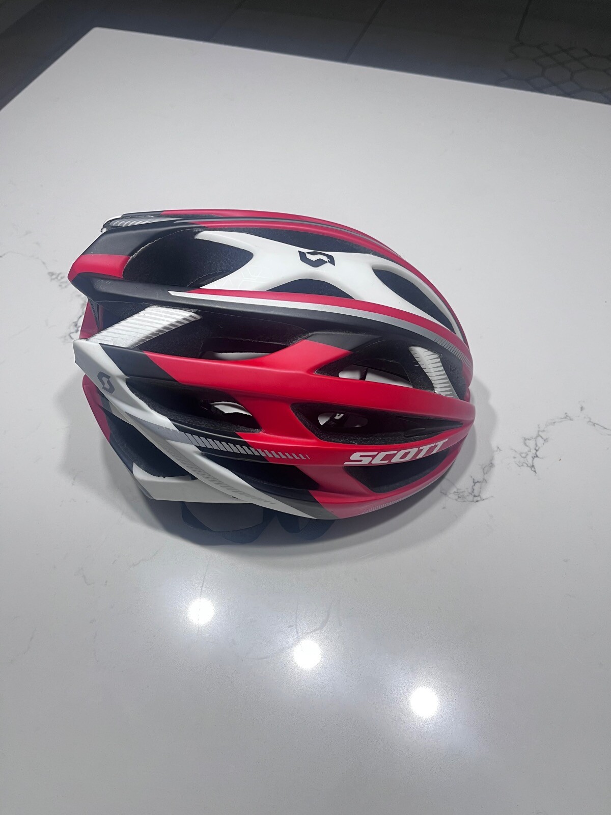 Scott Road Helmet | Helmets | Bike Hub