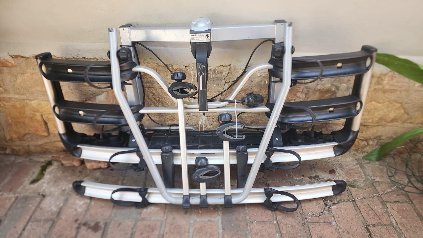 Thule Towbar Bike Rack | Bike Racks | Bike Hub