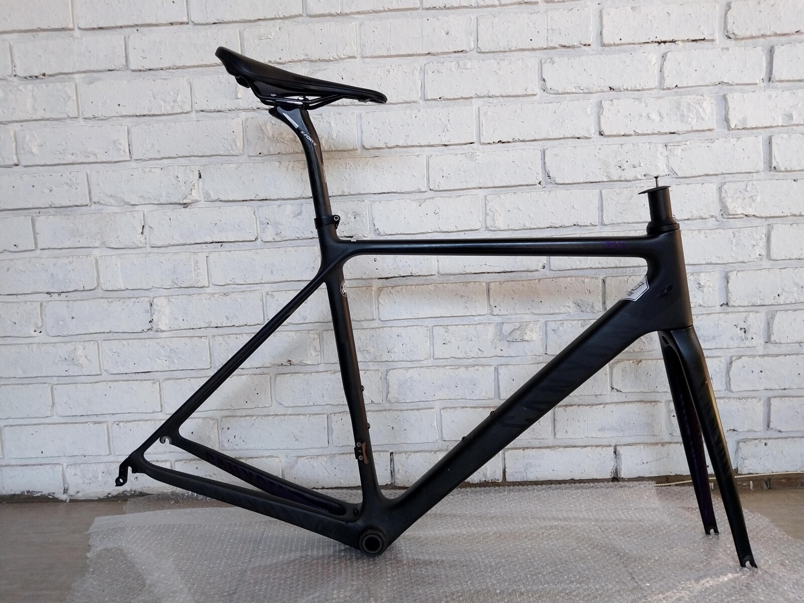 Canyon Ultimate CF SLX F10 | Road Bike Frames | Bike Hub