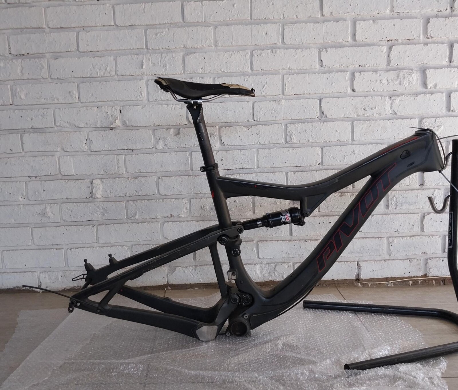 PIVOT Mach 429 SL - Large | Dual Suspension Mountain Bike Frames | Bike Hub