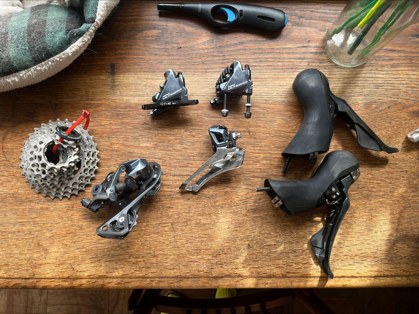 Ultegra 11-speed Disc Groupset | Complete Groupsets | Bike Hub