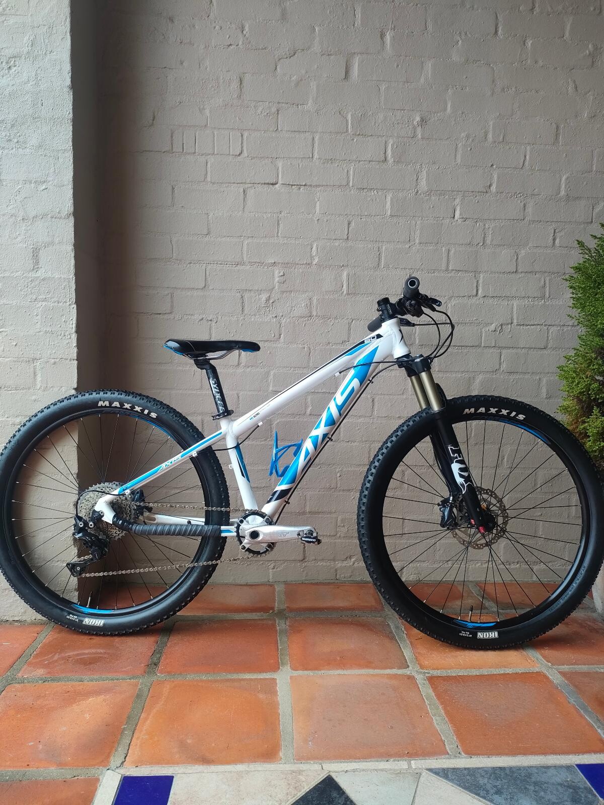 Axis sixty 27.5 | Hardtail Mountain Bikes | Bike Hub