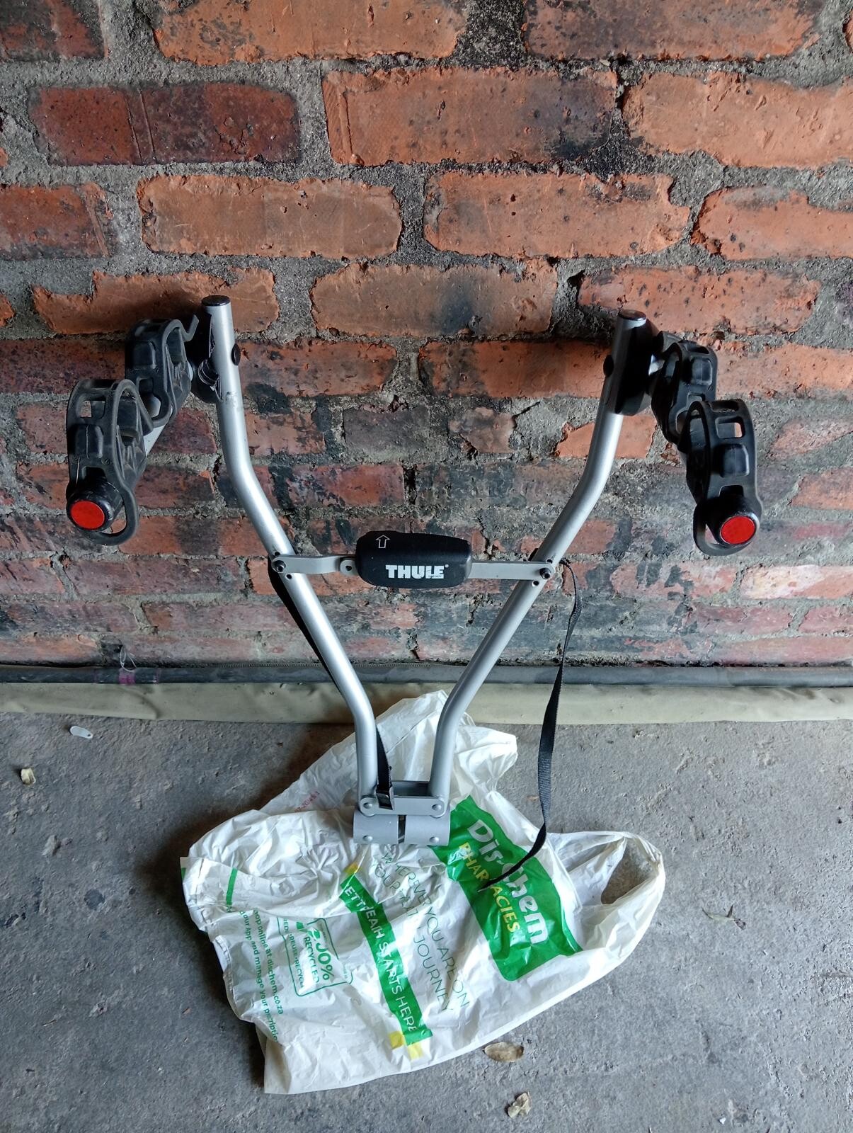 Thule Xpress 970 2 Bike Carrier | Bike Racks | Bike Hub