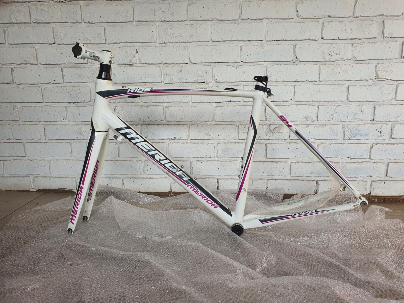 Merida Ride Lite 94 | Road Bike Frames | Bike Hub