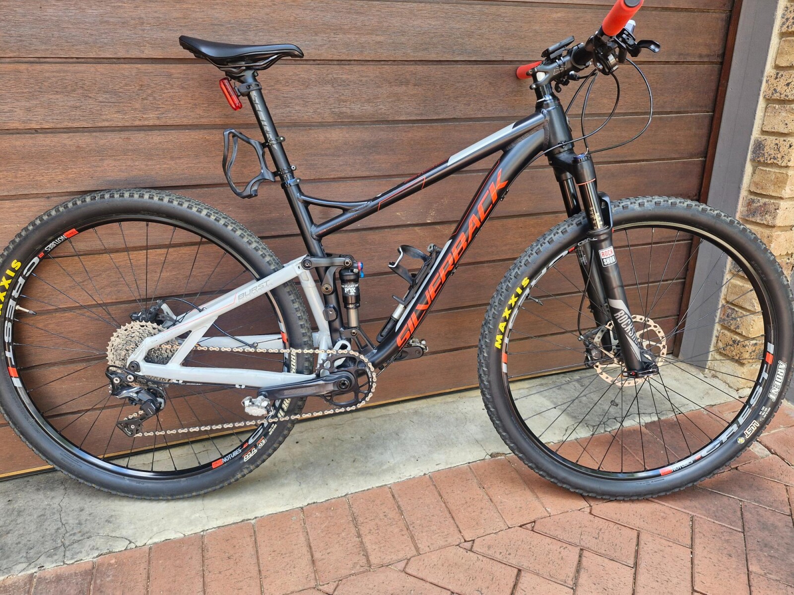 Silverback Sido | Dual Suspension Mountain Bikes | Bike Hub
