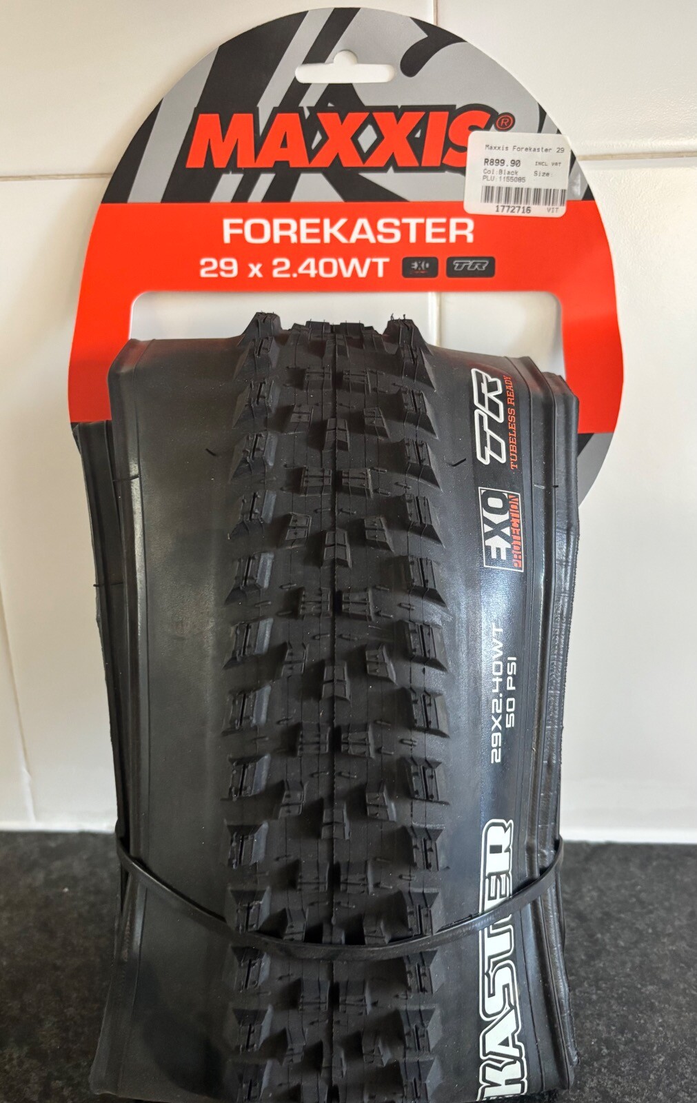 Maxxis Forekaster 29x2.40WT | Mountain Bike Tyres | Bike Hub