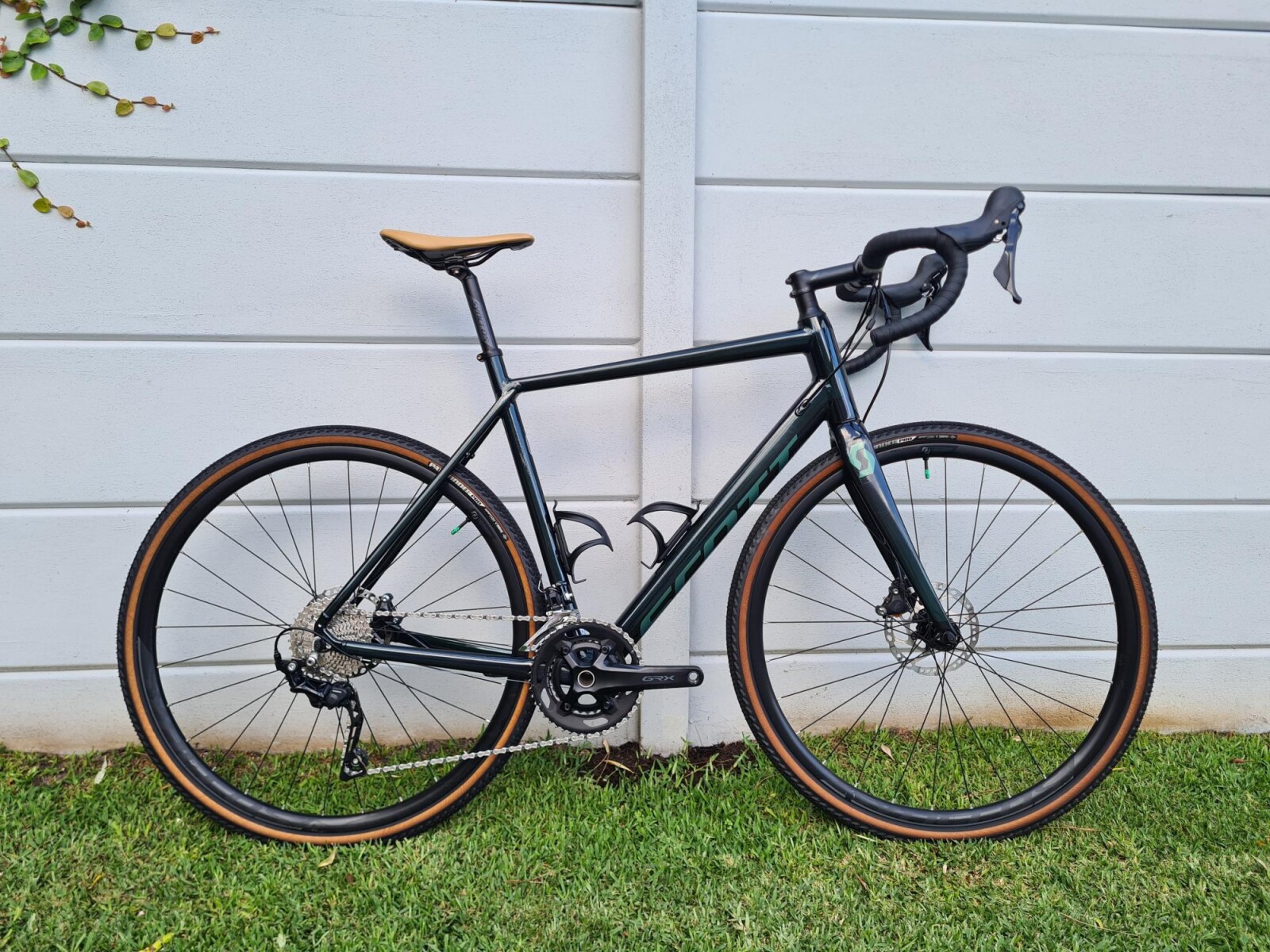 Scott Speedster Gravel 30 | Gravel Bikes | Bike Hub