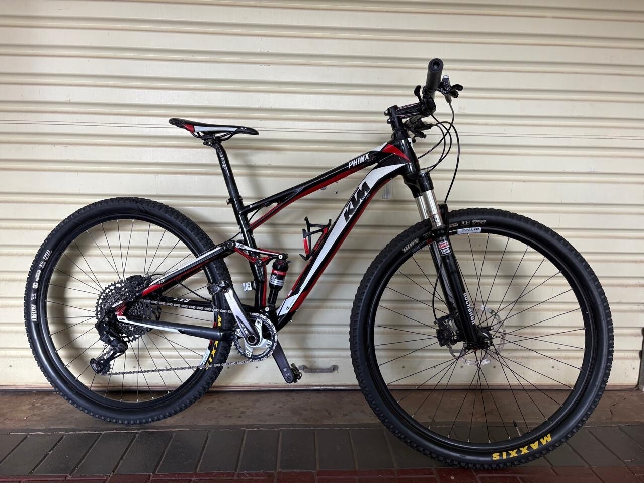 KTM Dual suspension Phinx 2.29 mountain bike | Dual Suspension Mountain Bikes | Bike Hub