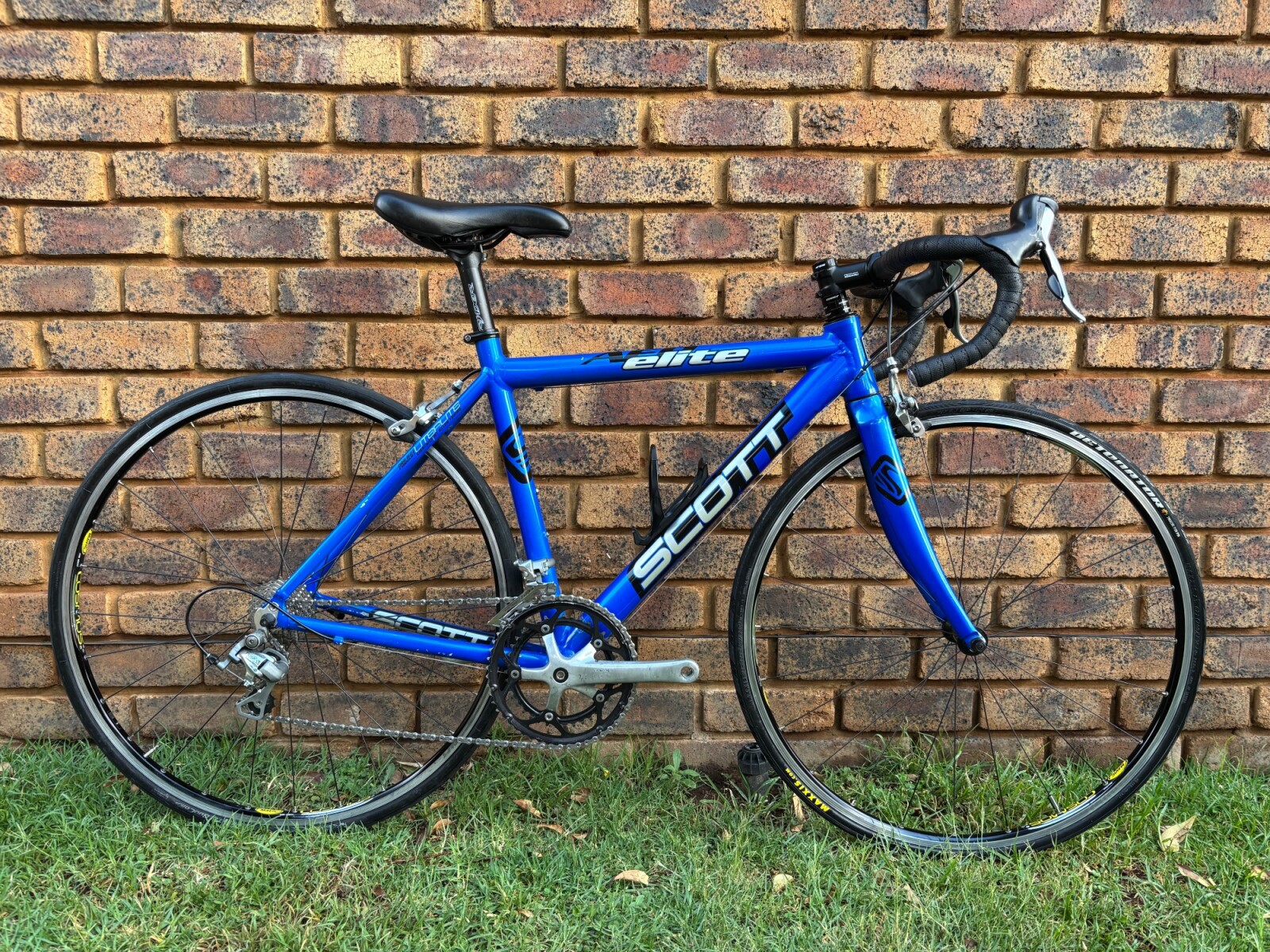 Scott Aeo Elite Road Bike | Road Bikes | Bike Hub