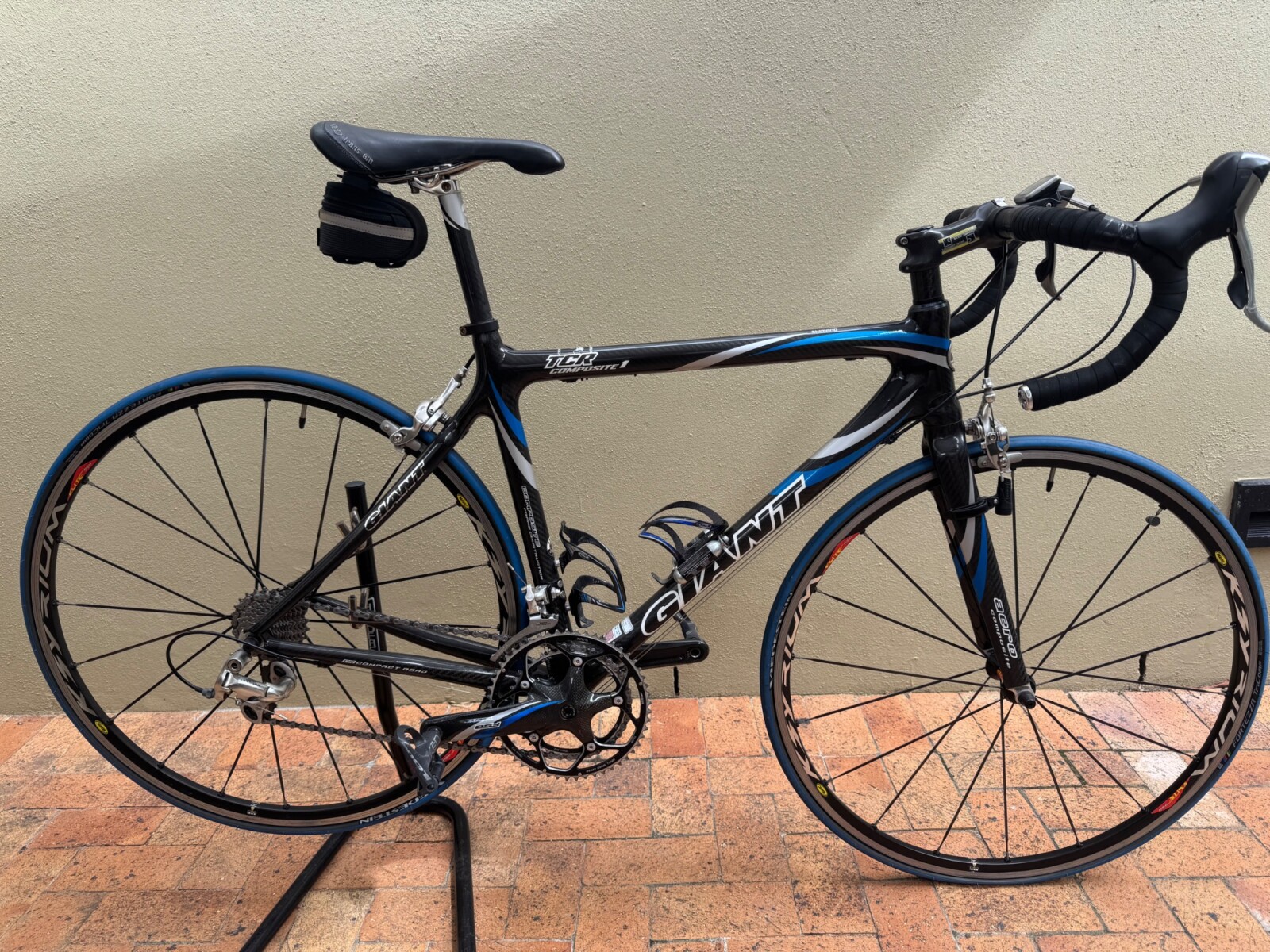 Giant TCR Composite 1 | Road Bikes | Bike Hub