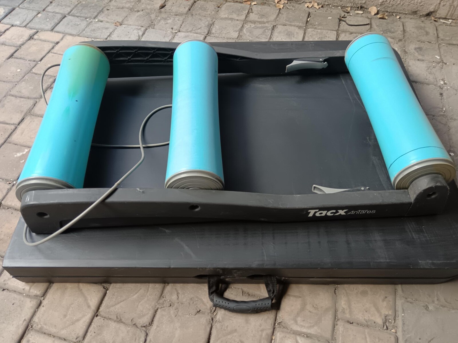 Blue Tacx Rollers | Indoor Trainers & Accessories | Bike Hub