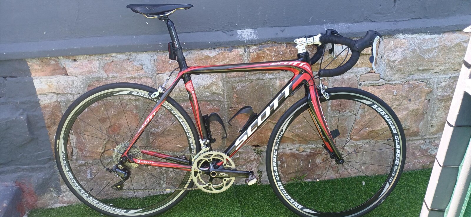 Scott r2 addict | Road Bikes | Bike Hub