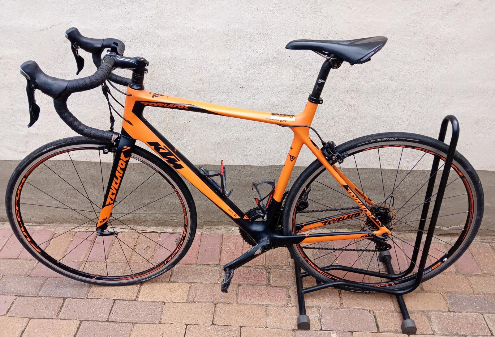 KTM Revelator 3500 | Road Bikes | Bike Hub