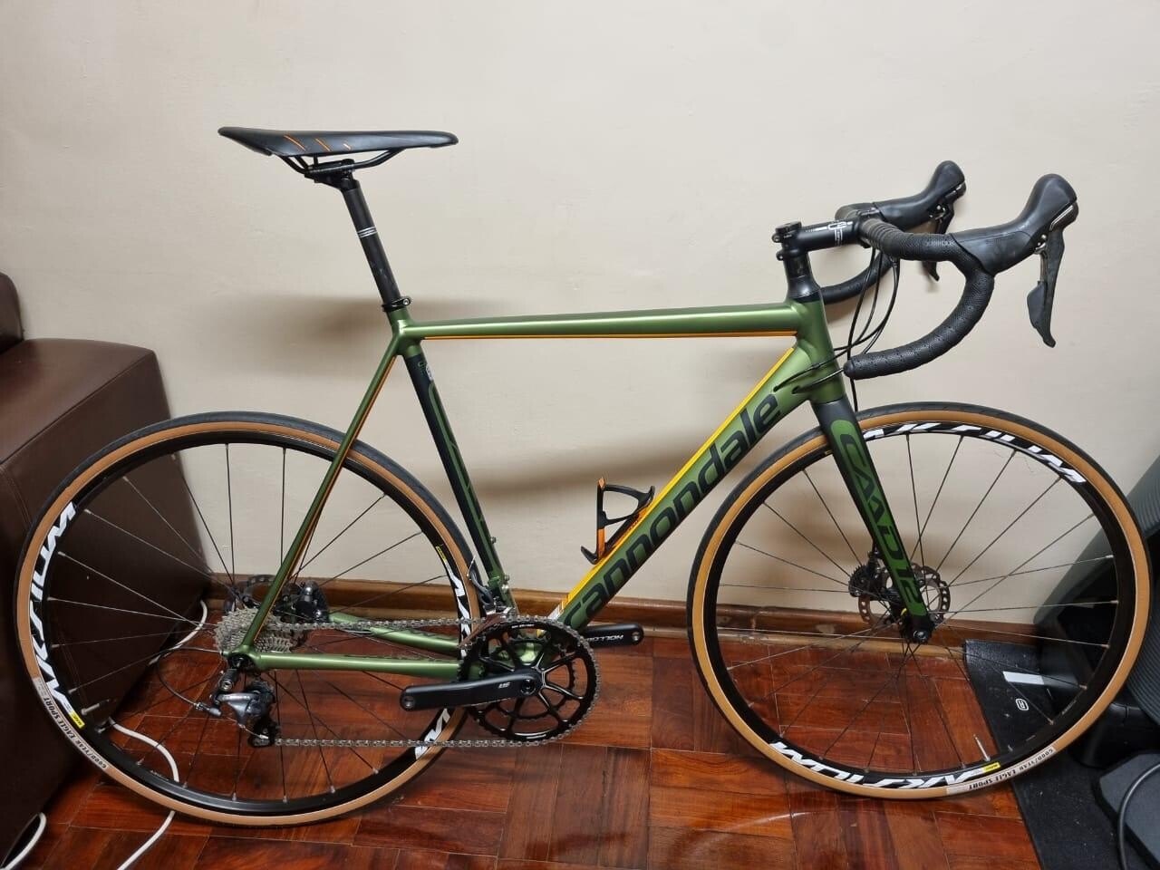 Cannondale CAAD 12 ultegra disc vulcan green | Road Bikes | Bike Hub