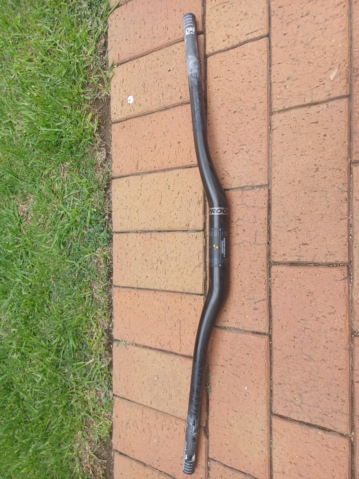 Nukeproof Horizon Carbon bar | Handlebars | Bike Hub