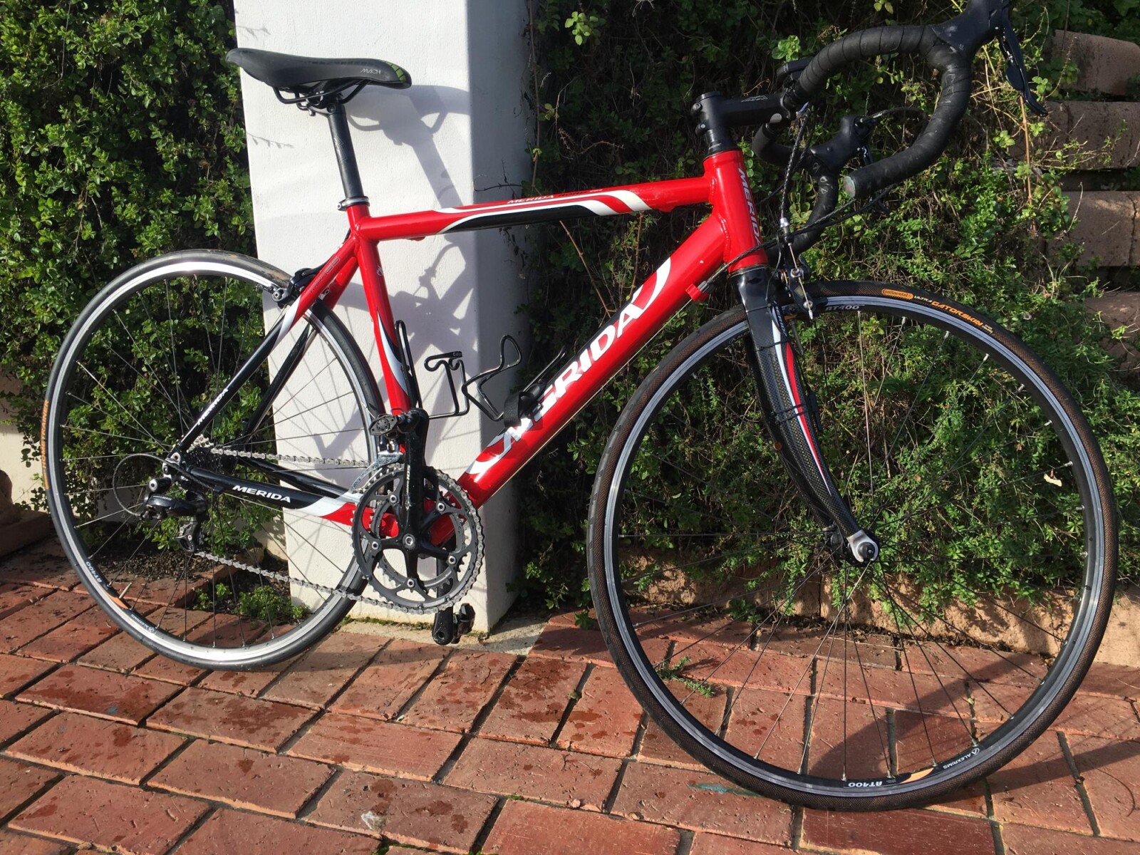 Merida 904 Racelite | Road Bikes | Bike Hub