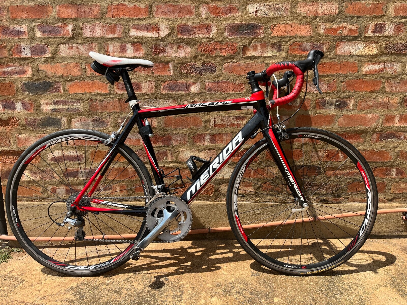 Merida Race Lite | Road Bikes | Bike Hub