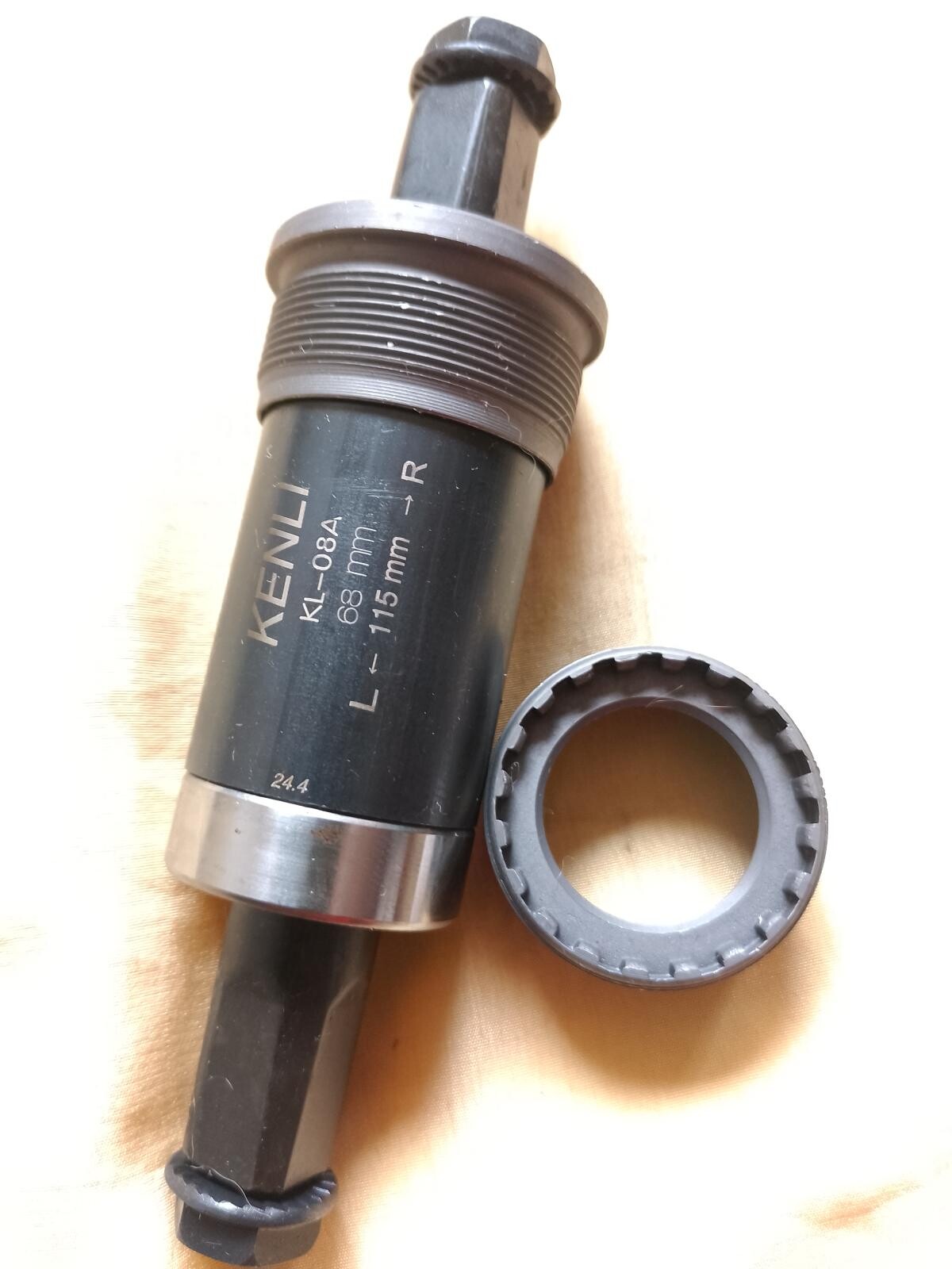 Sealed Bottom Bracket 115mm | Bottom Brackets | Bike Hub