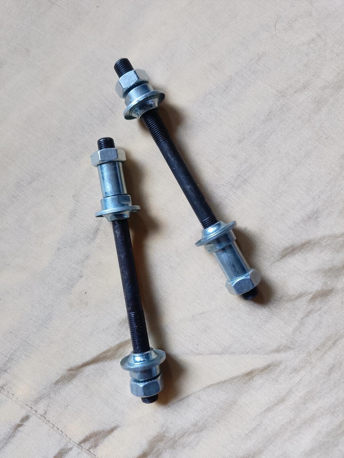 Rear Axle Hollow 145mm | Wheel Spares and Axles | Bike Hub