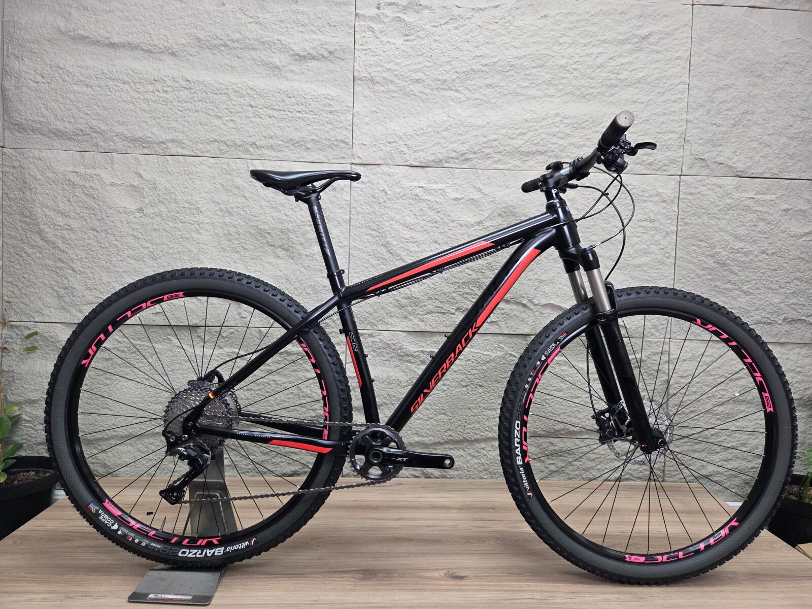 SILVERBACK SOLA 1 (M) **AirFork-11SPD** | Hardtail Mountain Bikes ...