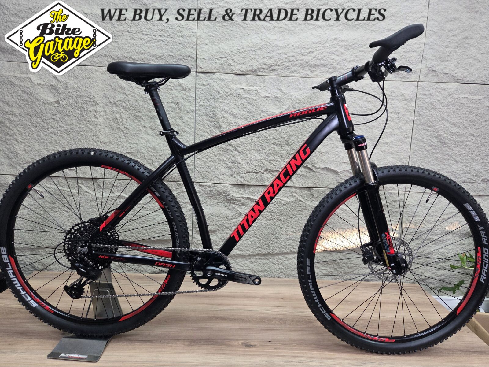 TITAN ROGUE DASH (L) **SOLD** | Hardtail Mountain Bikes | Bike Hub