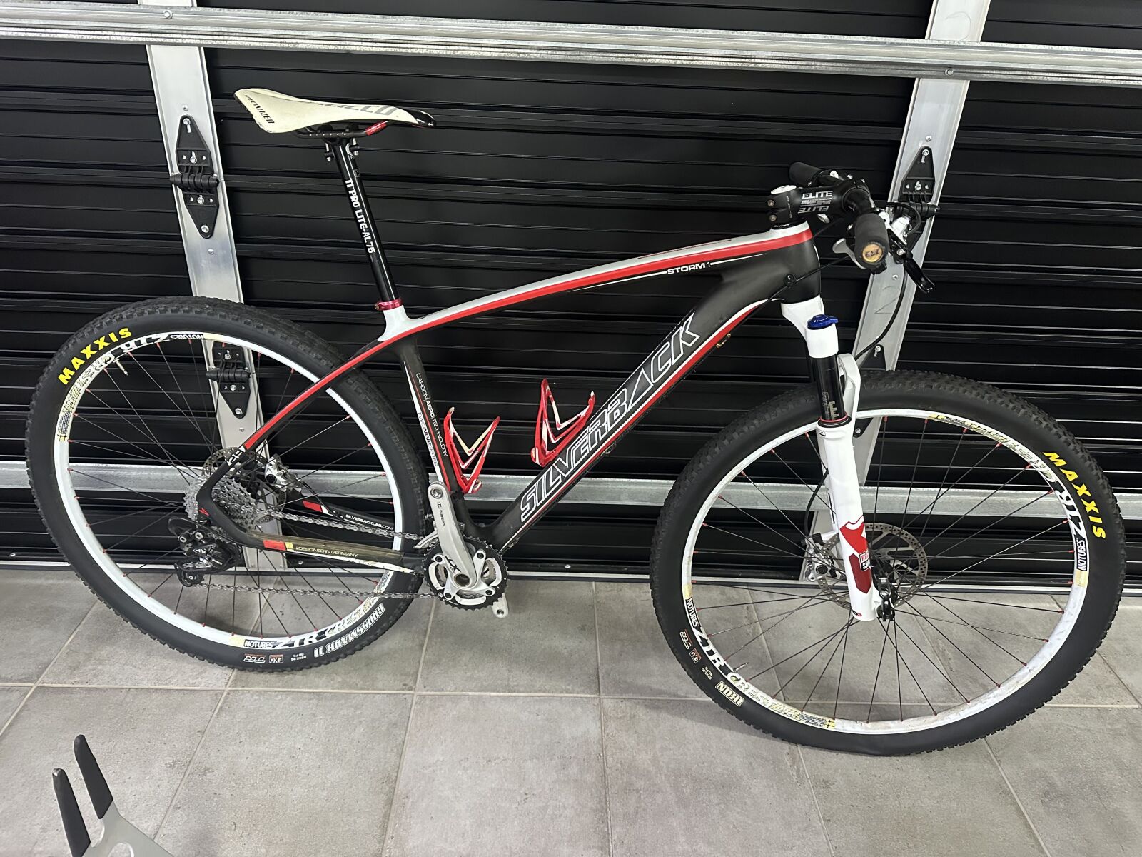 Silverback STORM 1 carbon mtb | Hardtail Mountain Bikes | Bike Hub