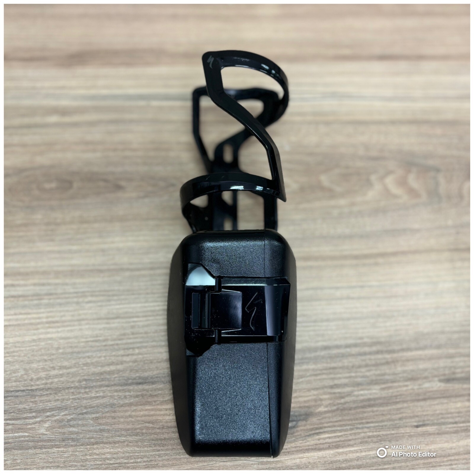 SPECIALIZED ZEE CAGE & SWAT BOX | Bottle Cages | Bike Hub