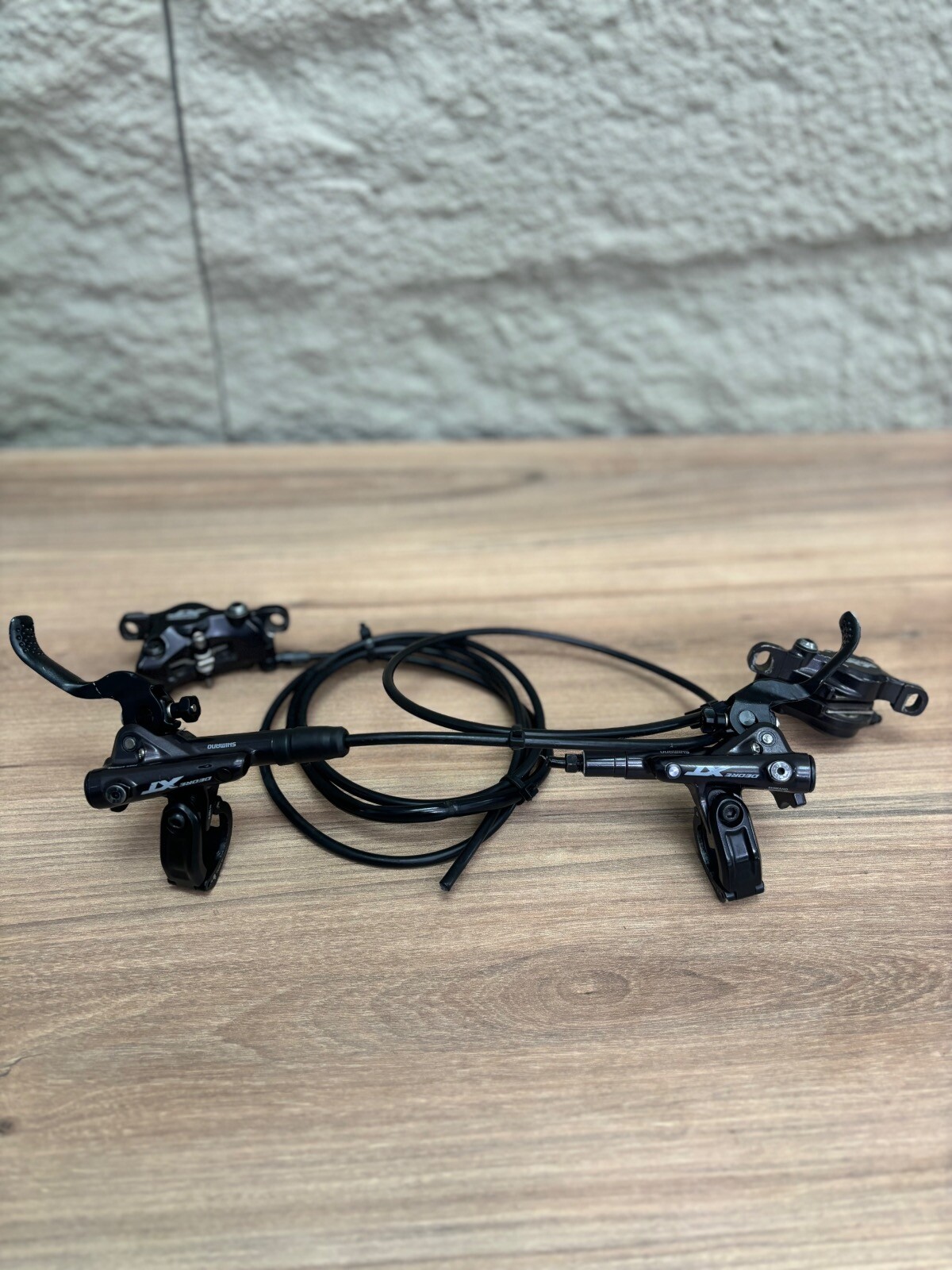 SHIMANO DEORE BL-M8100 XT BRAKES | Mountain Bike Brakes | Bike Hub