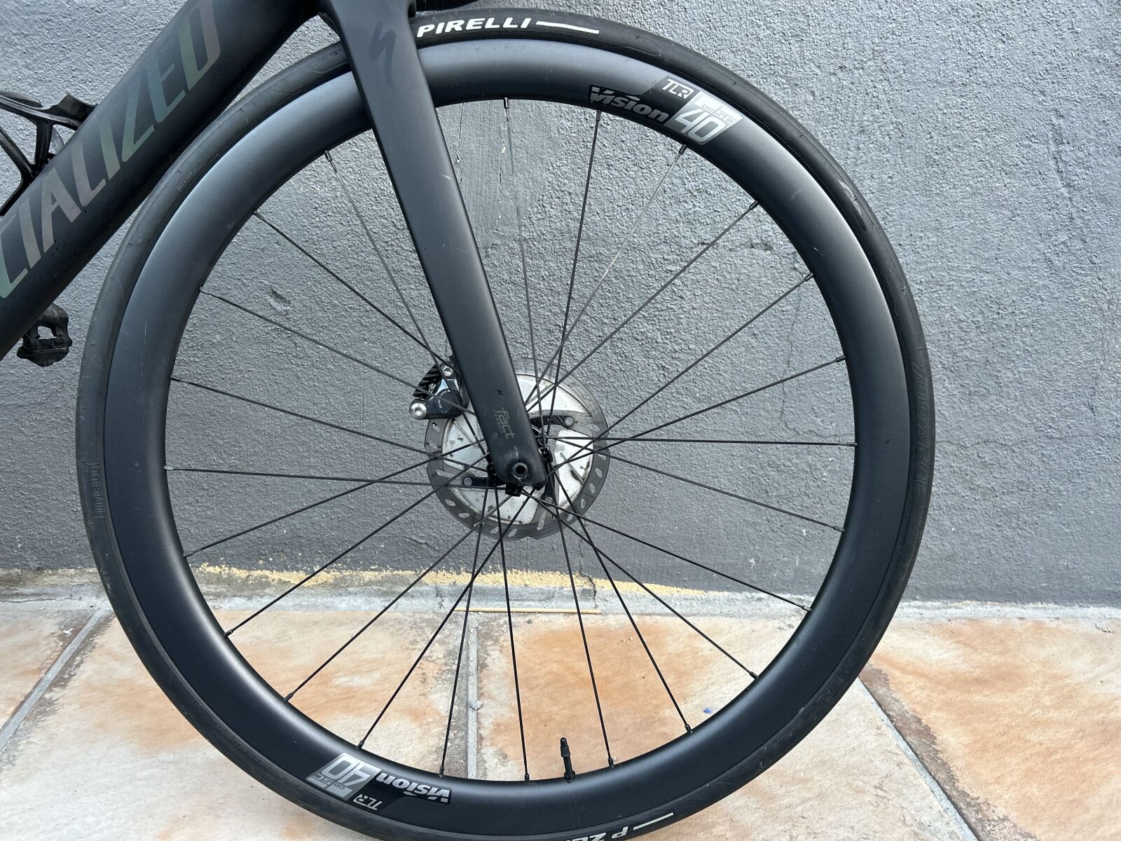 Vision SC 40 tlr | Road Bike Wheels | Bike Hub
