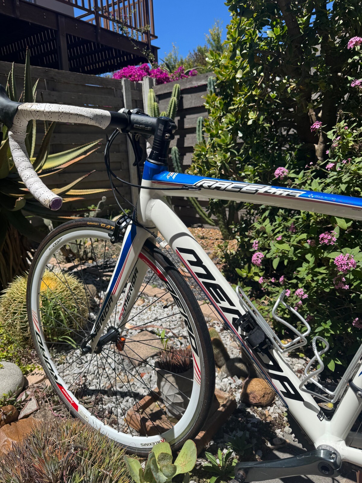 Merida Race Lite 904 | Road Bikes | Bike Hub