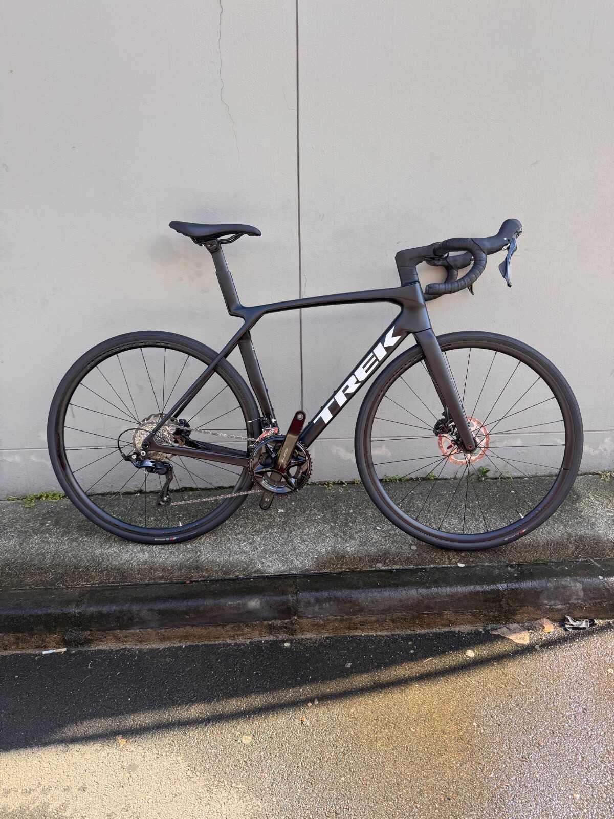 Trek Madone SL5 Gen 8 | Road Bikes | Bike Hub