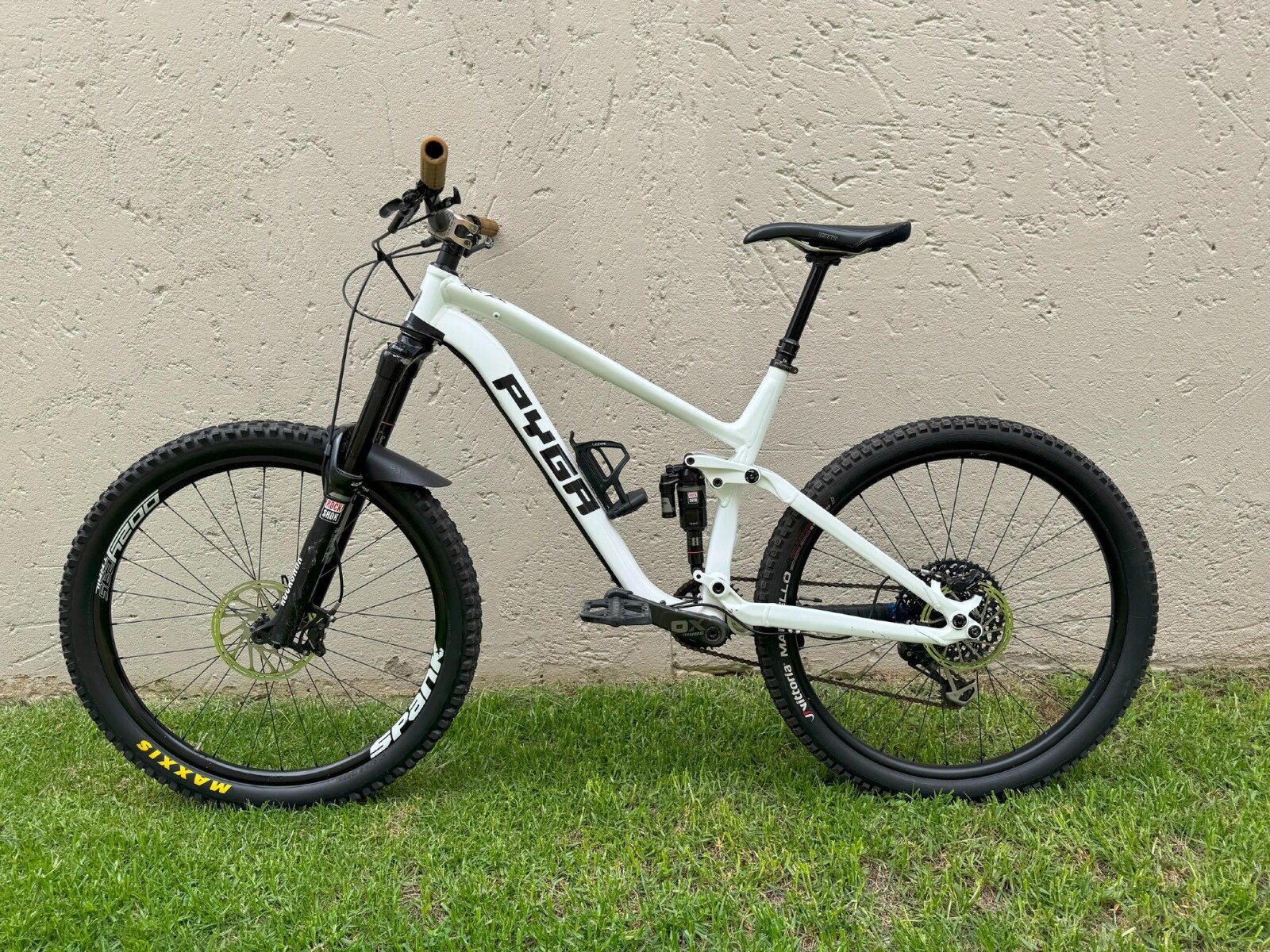 Pyga OneForty650 Pascoe | Dual Suspension Mountain Bikes | Bike Hub