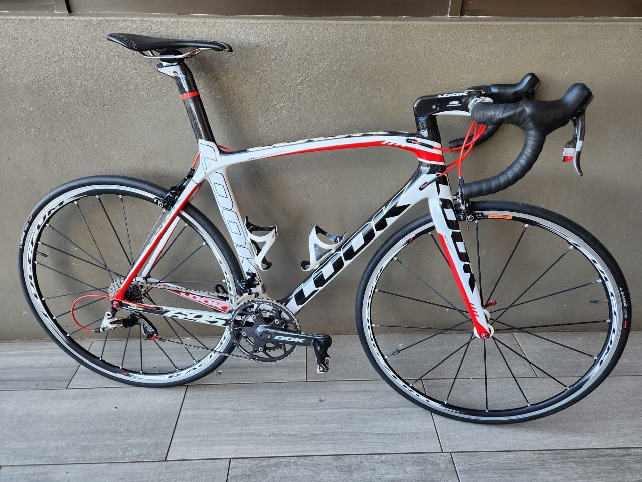 LOOK 695 Road Bike | Road Bikes | Bike Hub